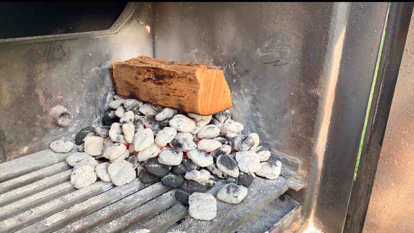Offset Smoker Fire Management | Techniques by The Barbecue Lab